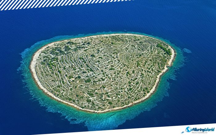 Baljenac Island | | Alluring World